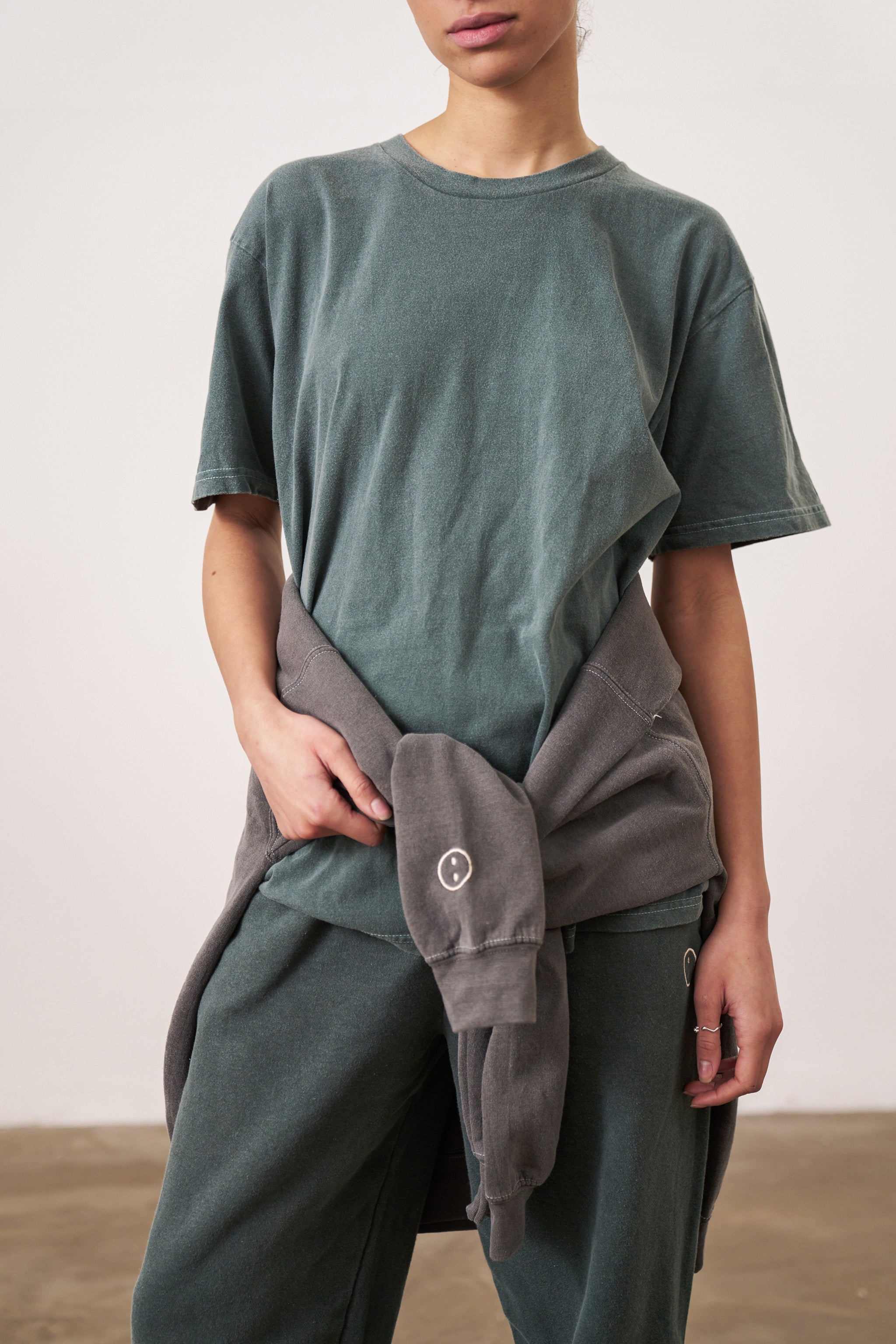Essentials Vintage Washed Tee - Forest – UN:IK Clothing