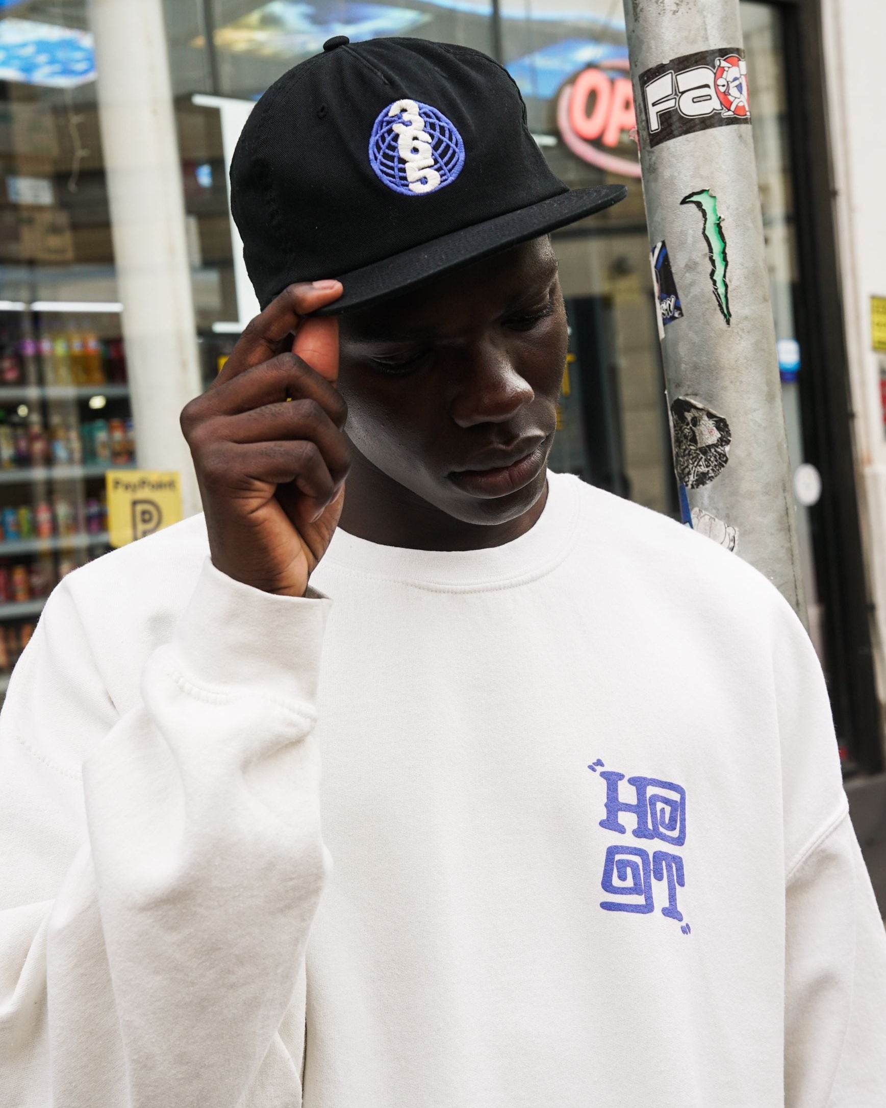 HAVE A GD TRIP 'Worldwide' Embroidered Cap - Black – UN:IK Clothing