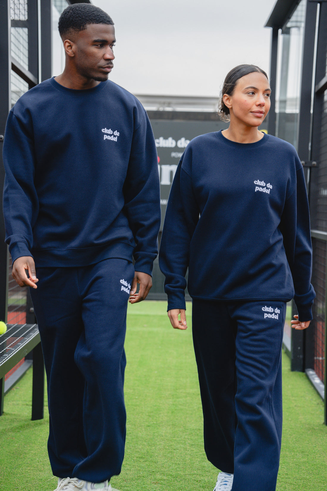 Club de Padel Logo Sweater - Navy – UN:IK Clothing