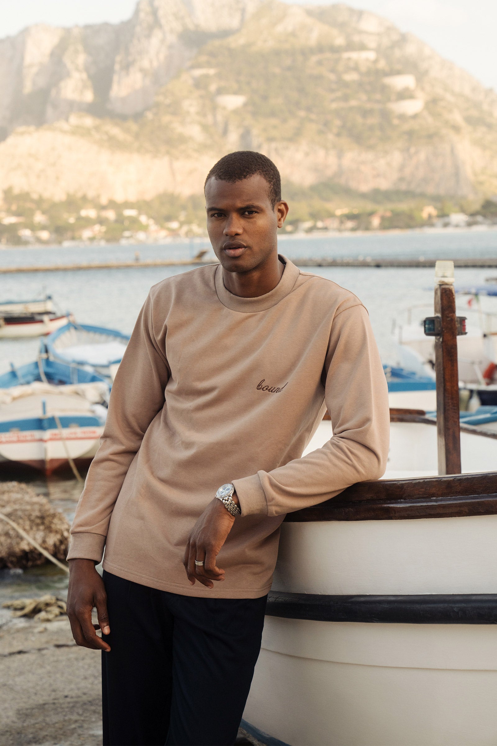 bound 'Script' Longsleeve Heavy Tee - Chestnut – UN:IK Clothing
