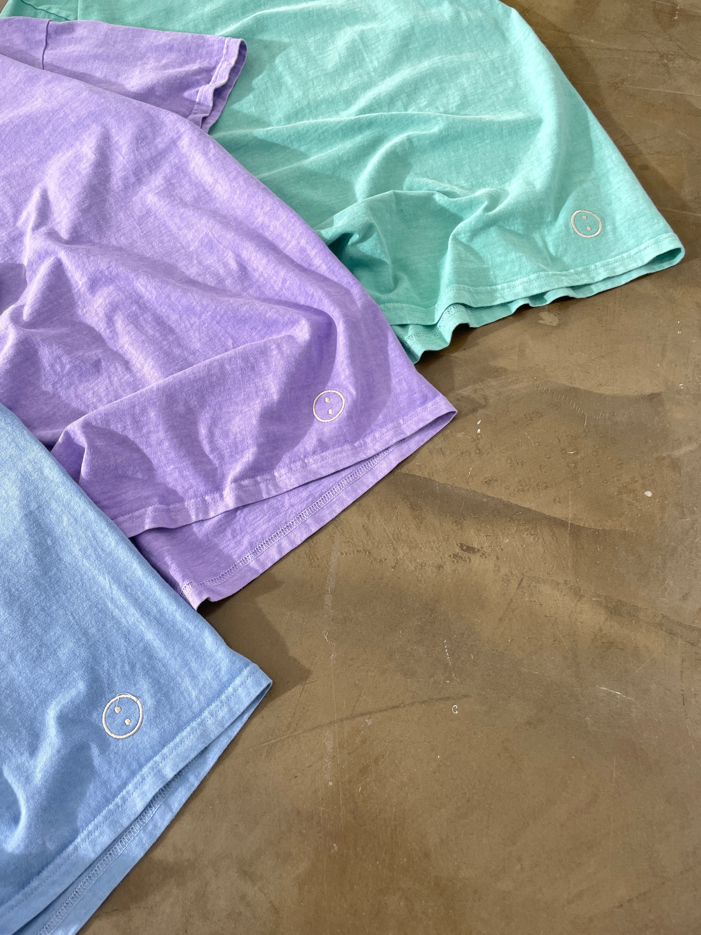 Essentials Vintage Washed Tee - Powder Blue – UN:IK Clothing
