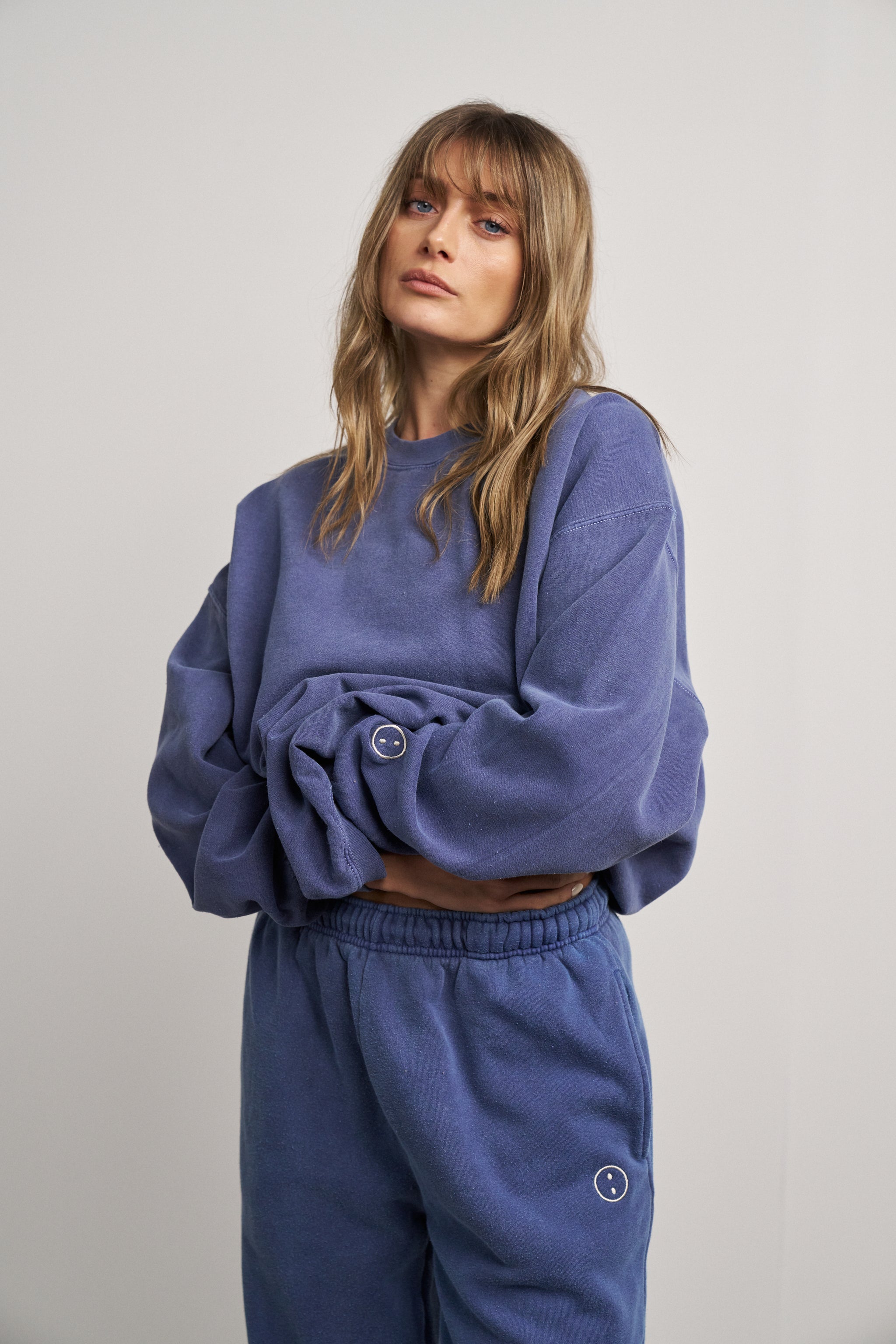 Essentials Vintage Washed Sweater - Navy – UN:IK Clothing