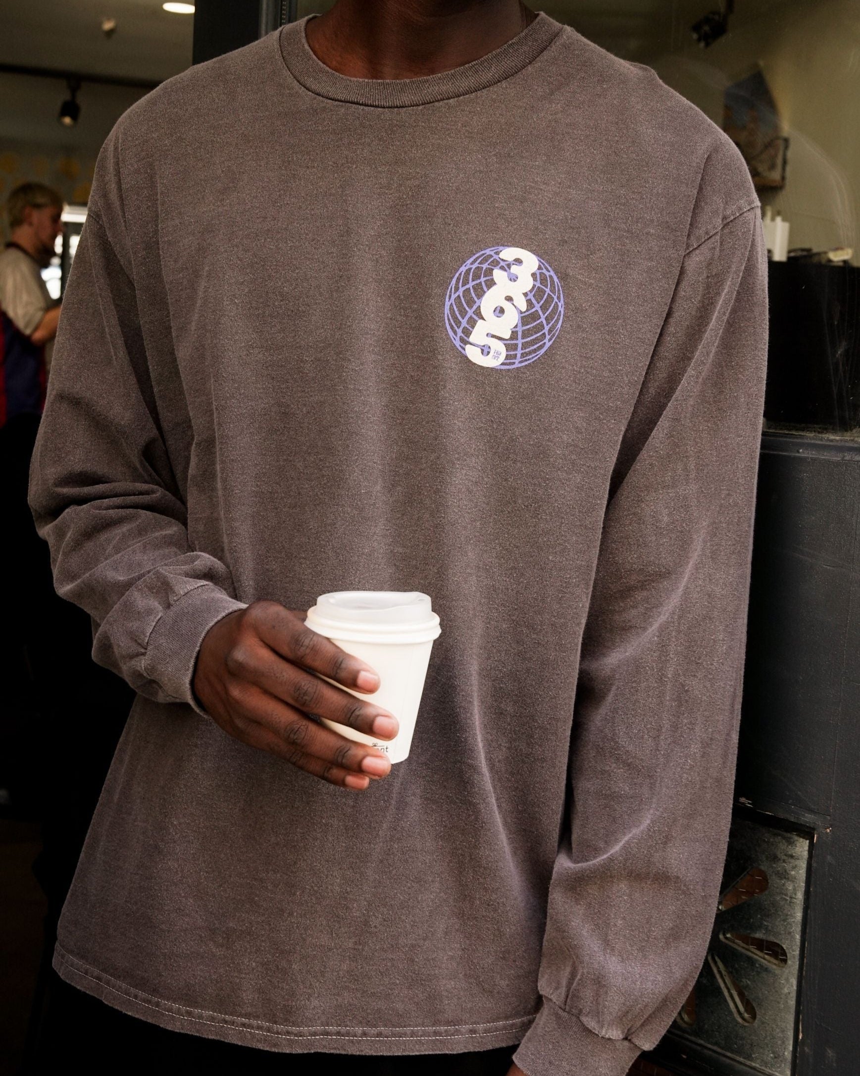 HAVE A GD TRIP 'Worldwide' Vintage Washed Longsleeve Tee - Brown – UN ...